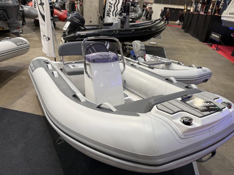 GALA 300 LUX · Baadhuset A/S